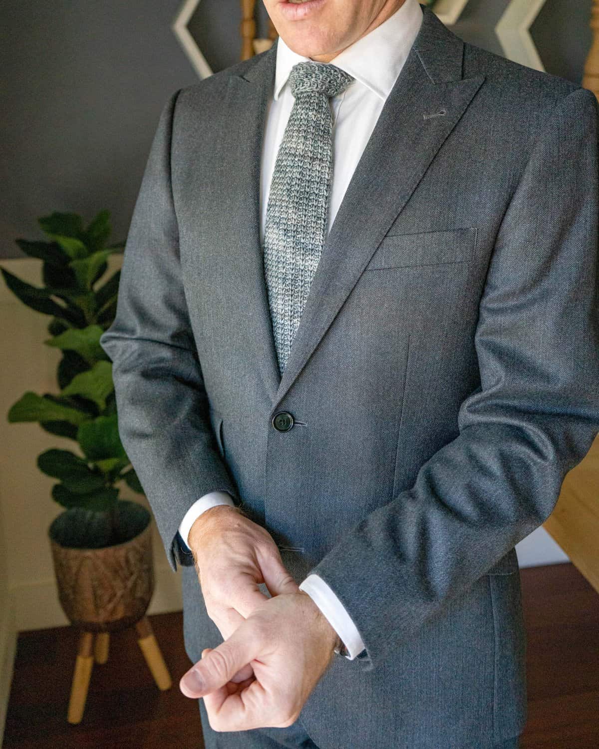 Free Men’s Crochet Tie Pattern – Stylish & Gift-Worthy Design - Briana ...