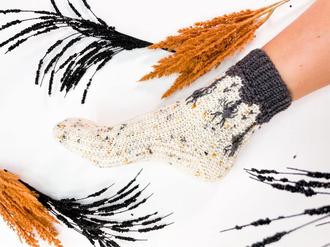 Creepy Crawly Spider Sock Pattern - Free Pattern + Video Tutorial