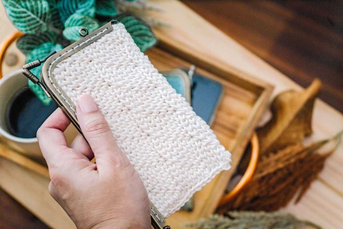 Learn to Steek Crochet with the Happily Ever After Clutch Pattern