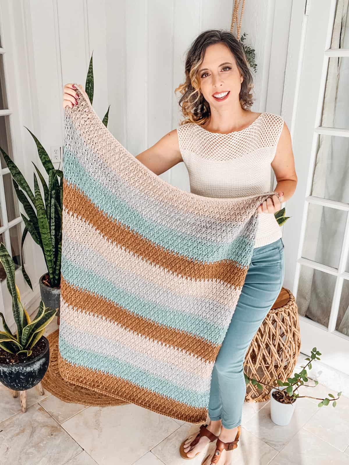Alpine Stitch Textured Blanket - Easy Free Crochet Pattern