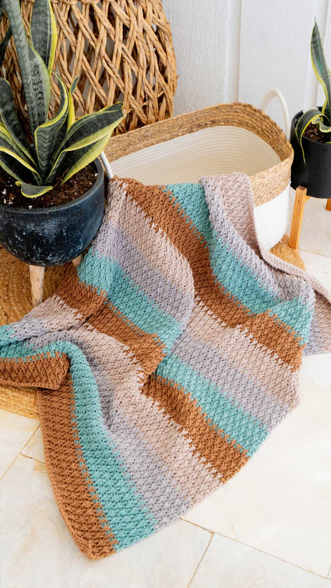 Alpine Stitch Textured Blanket - Easy Free Crochet Pattern
