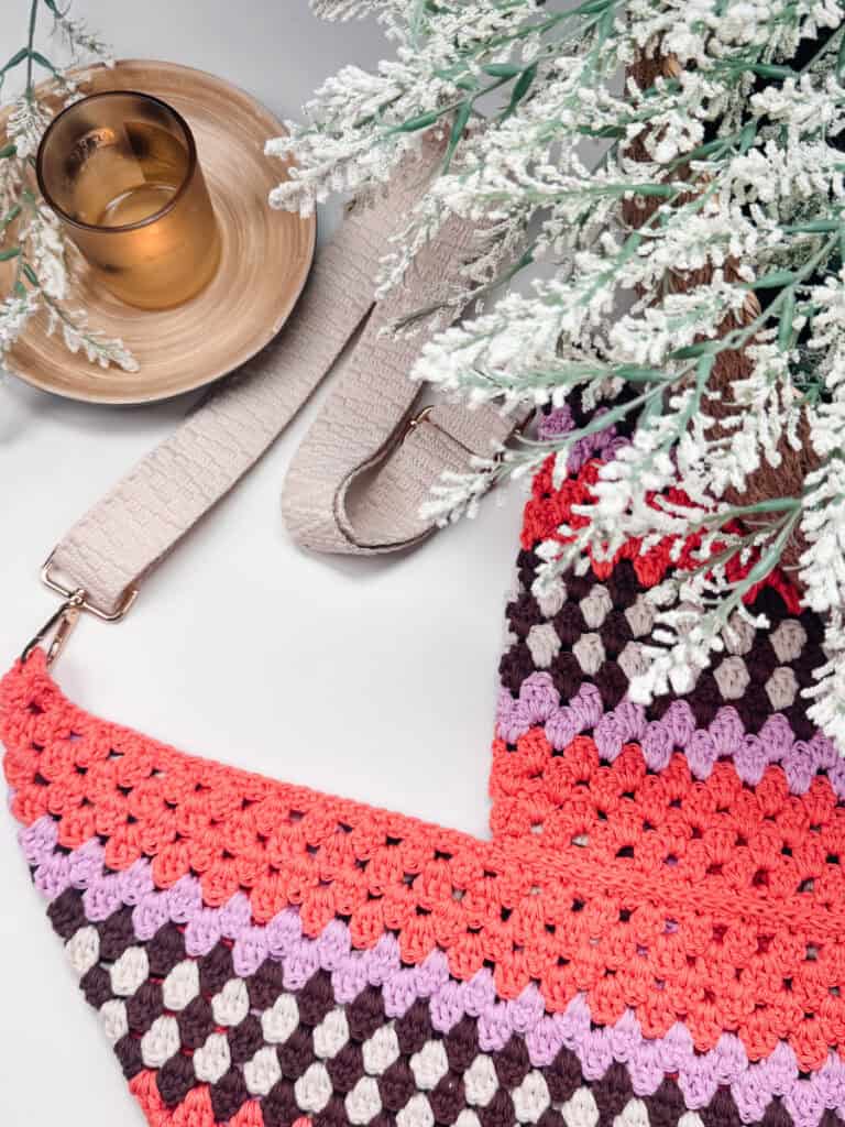 Easy Granny Rectangle Crochet Bag - Free Pattern