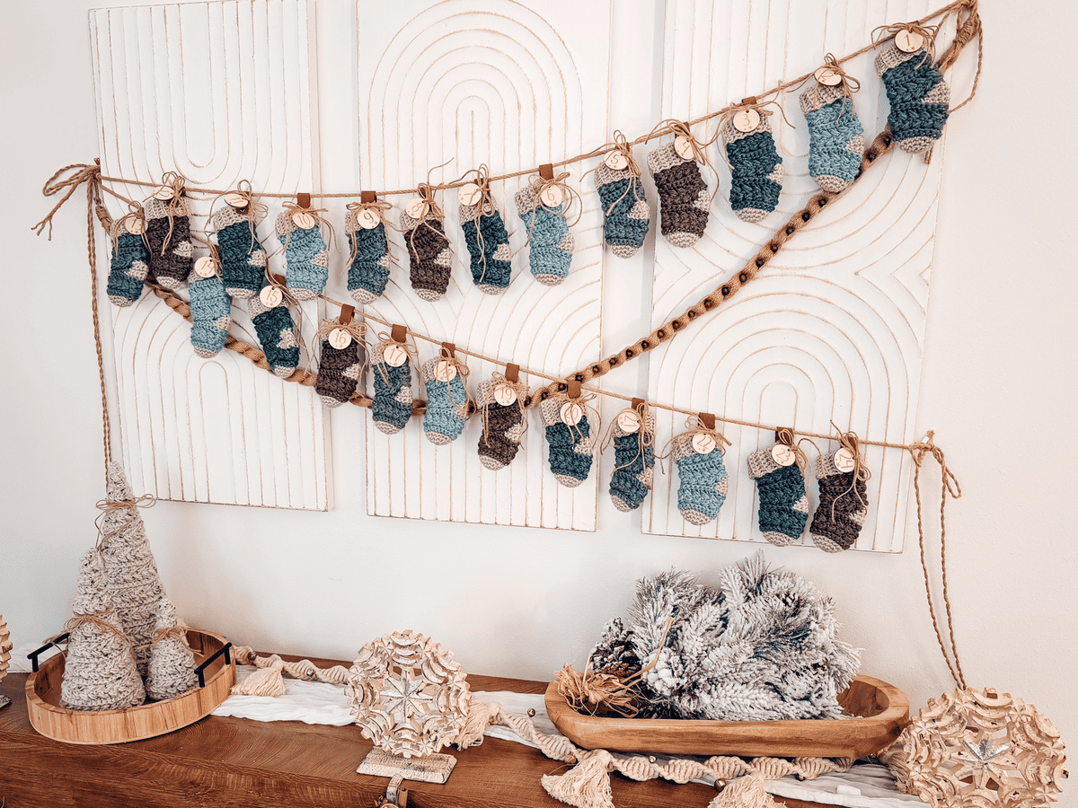 Wheat Stitch™ Crochet Mini Stocking – Free Pattern + Easy Holiday Gift ...